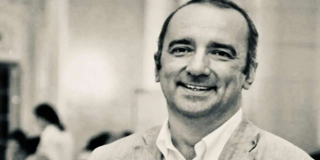Ali Hakan Altınay Kimdir? Ali Hakan Altınay Nereli Ve Kaç Yaşında? - BiBlog Ali Hakan Altınay Kimdir? Ali Hakan Altınay Nereli Ve Kaç Yaşında? - BiBlog
