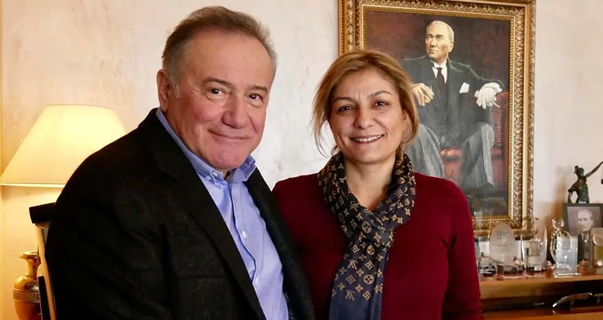 Enver Yücel kimdir? Enver Yücel nereli ve kaç yaşındadır? - BiBlog Enver Yücel kimdir? Enver Yücel nereli ve kaç yaşındadır? - BiBlog