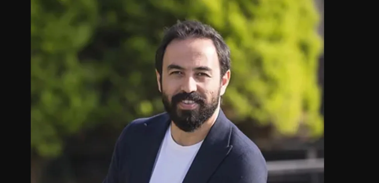 Özgür Bolat kimdir? Özgür Bolat nereli ve kaç yaşındadır? - BiBlog Özgür Bolat kimdir? Özgür Bolat nereli ve kaç yaşındadır? - BiBlog